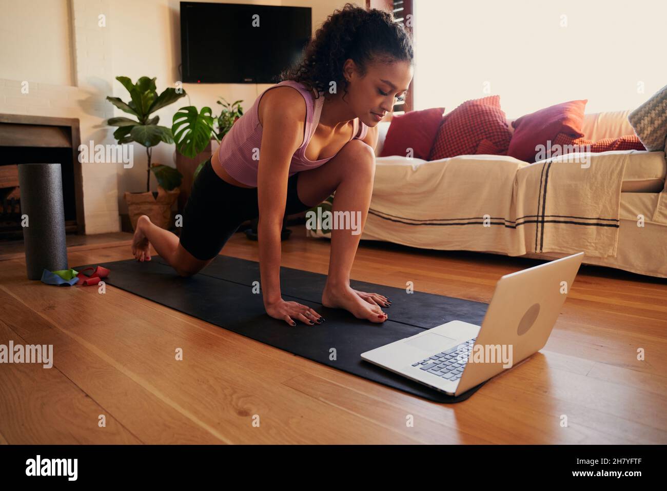 Exercise technology hi-res stock photography and images - Alamy