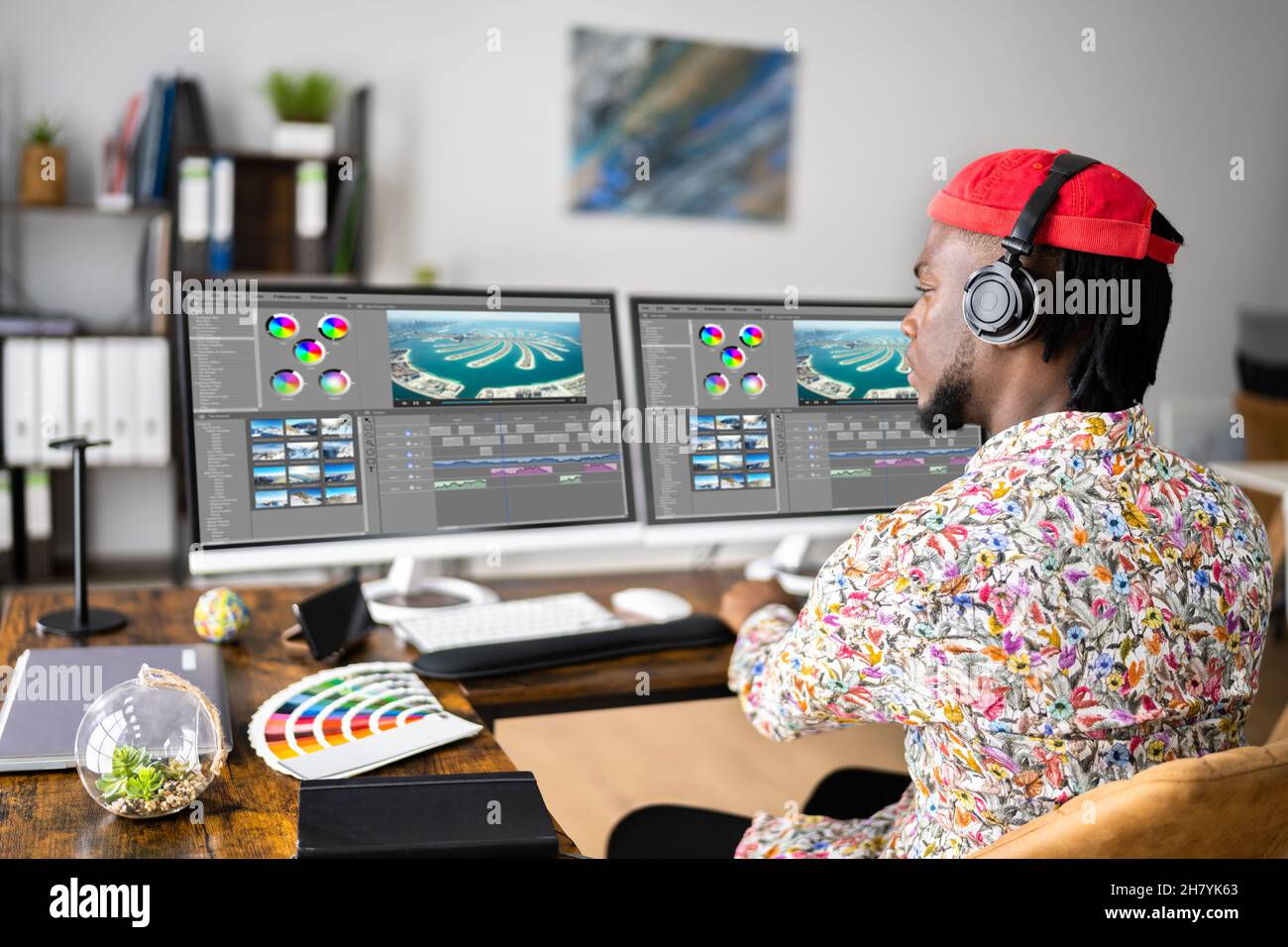 African American Video Editor Tech Job Using Computer Stock Photo - Alamy