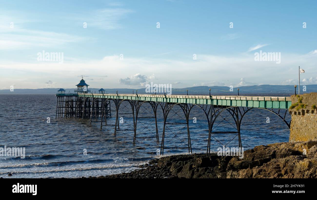 Clevedon somerset hi-res stock photography and images - Alamy