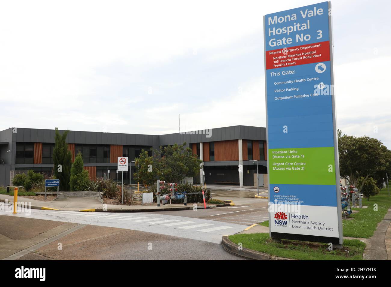 Mona Vale Hospital, Sydney, NSW, Australia Stock Photo - Alamy