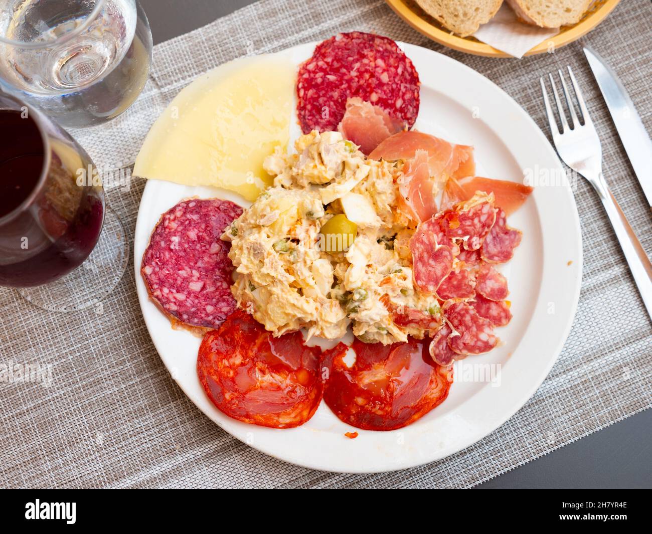 Entremeses hi-res stock photography and images - Alamy