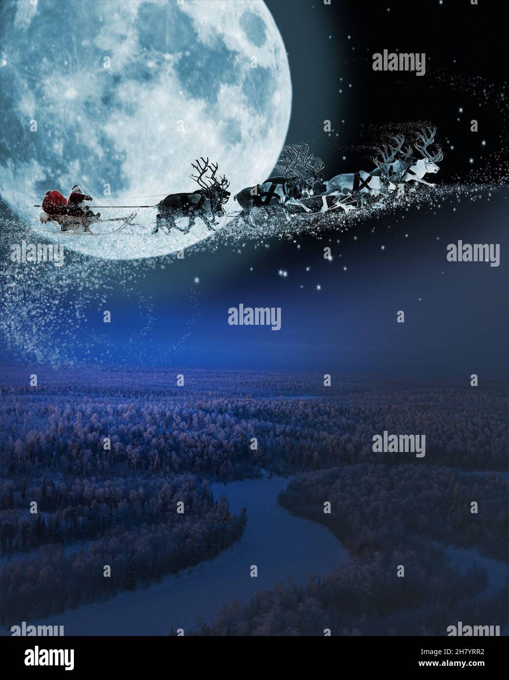 Santa Claus get a move to ride on their reindeer. Magic Santa's sleigh ...