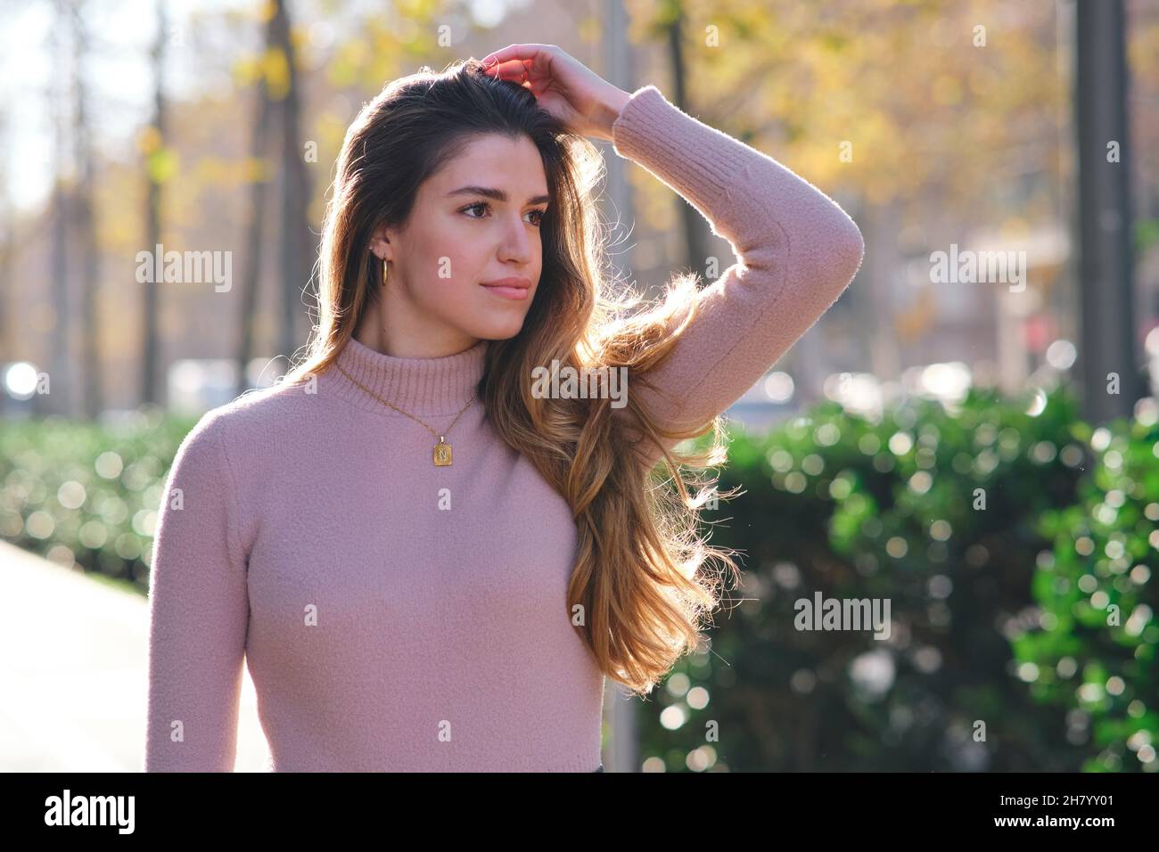 Woman standing on outdoor street hi-res stock photography and images ...