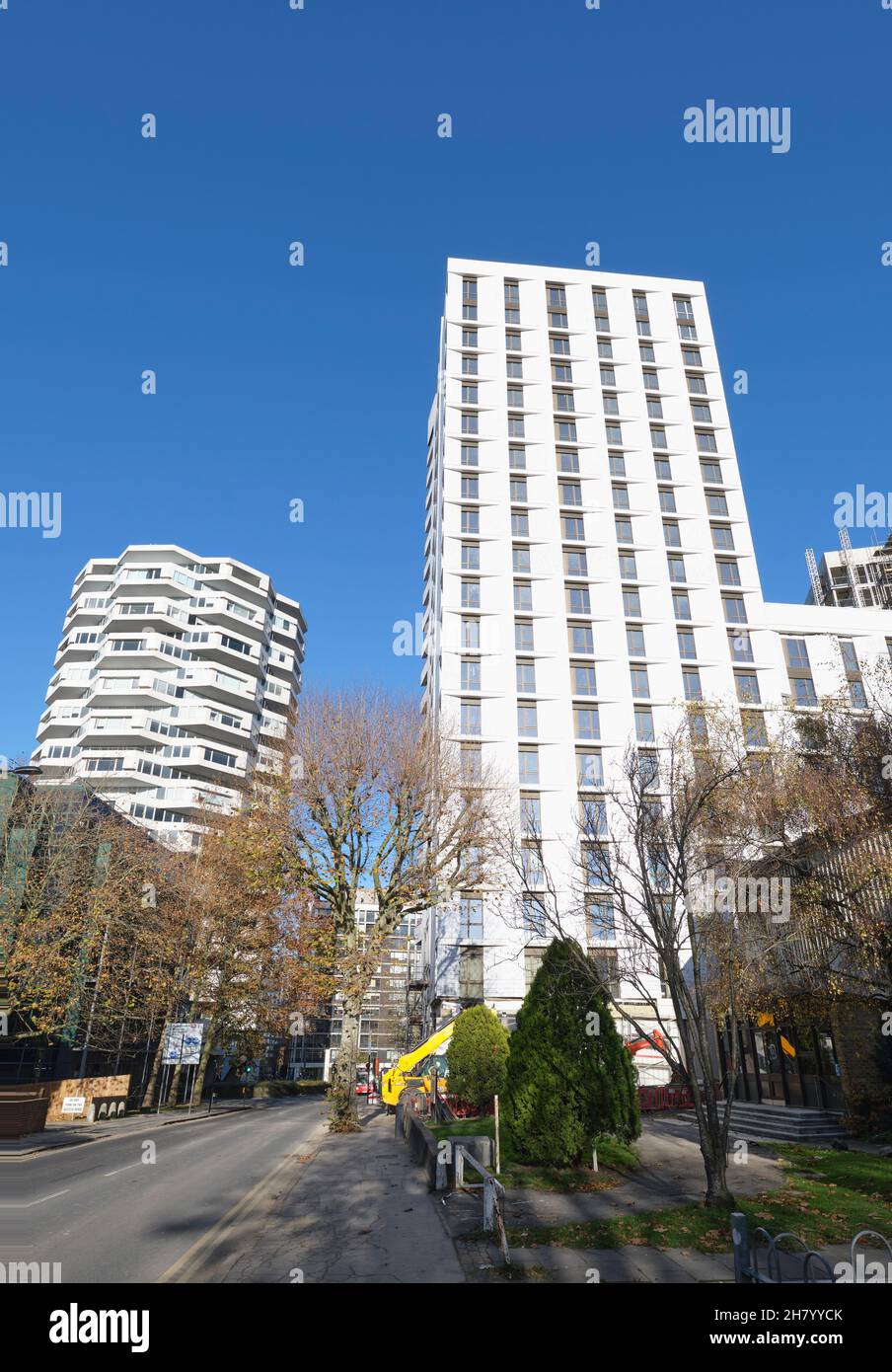 The 50p building hi-res stock photography and images - Alamy