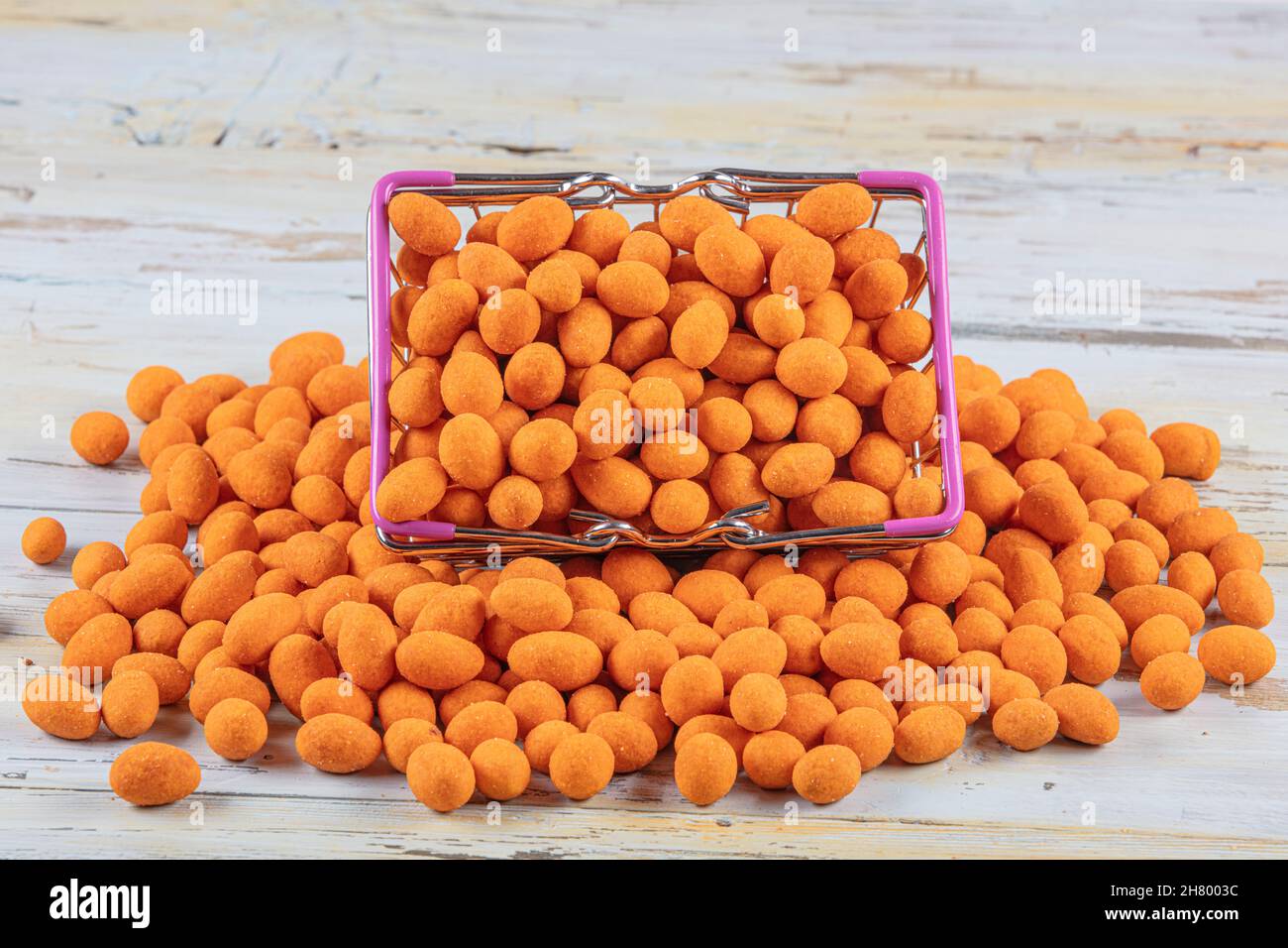 Besan coated peanuts hi-res stock photography and images - Alamy