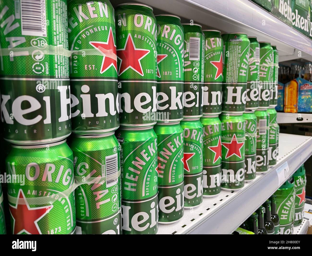 Heineken international beer brand alcohol hi-res stock photography and ...