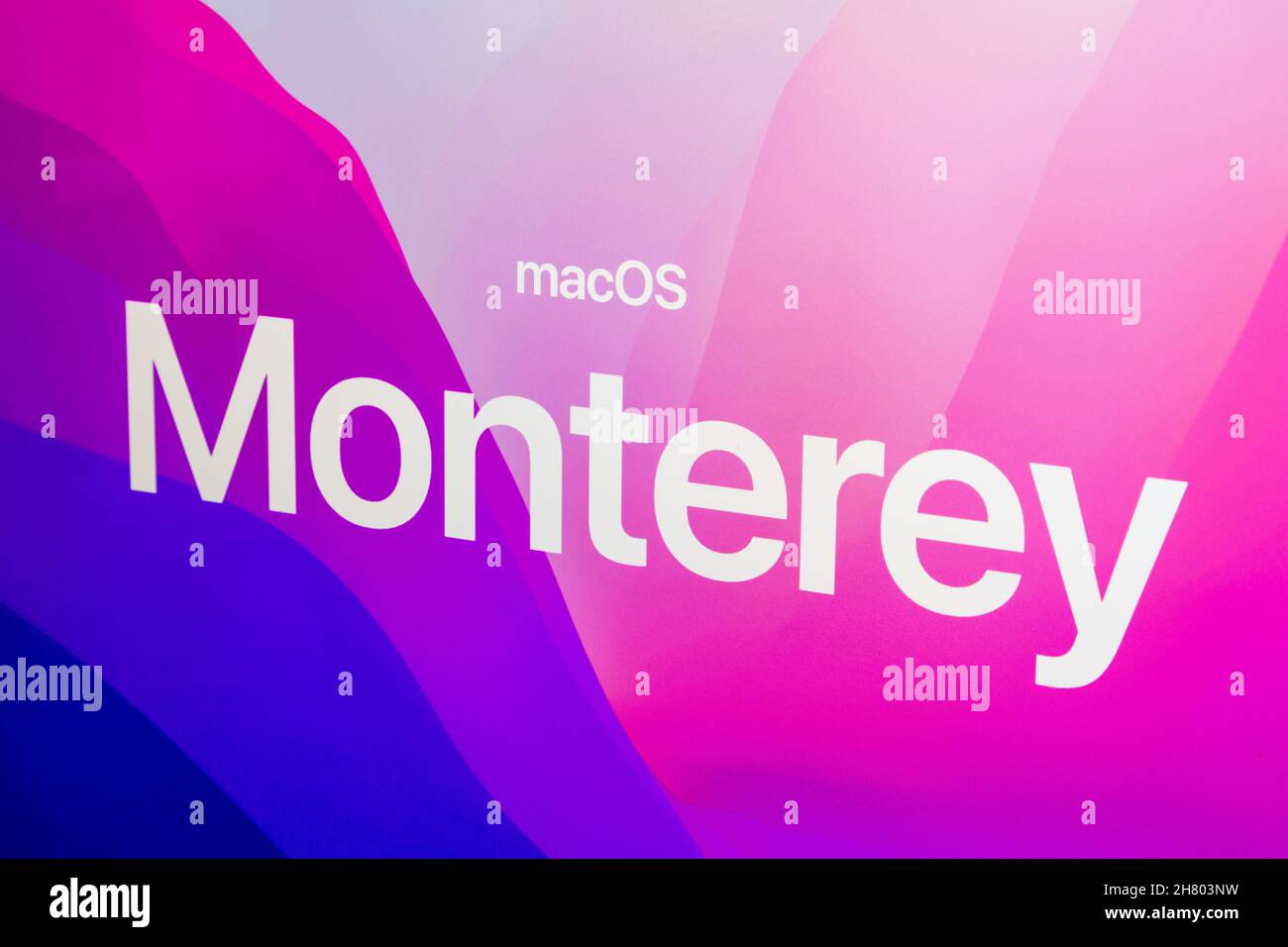 Macos monterey hi-res stock photography and images - Alamy