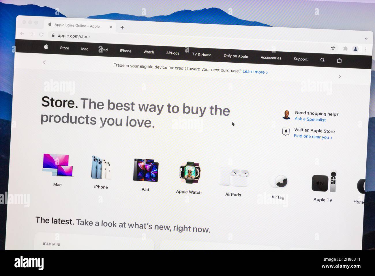 Apple Store Online webpage homepage seen on computer screen in Safari ...