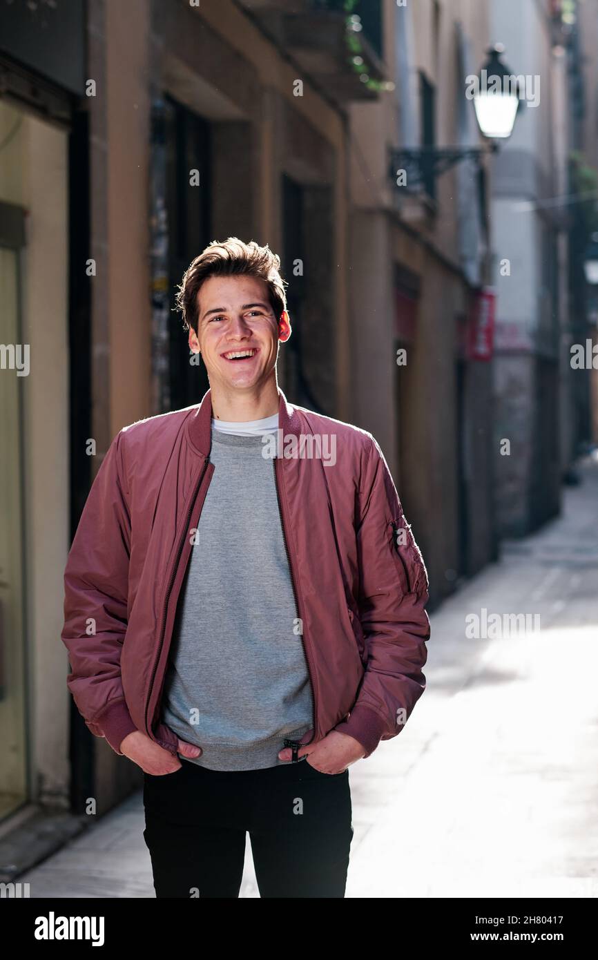 Confidence street hi-res stock photography and images - Alamy