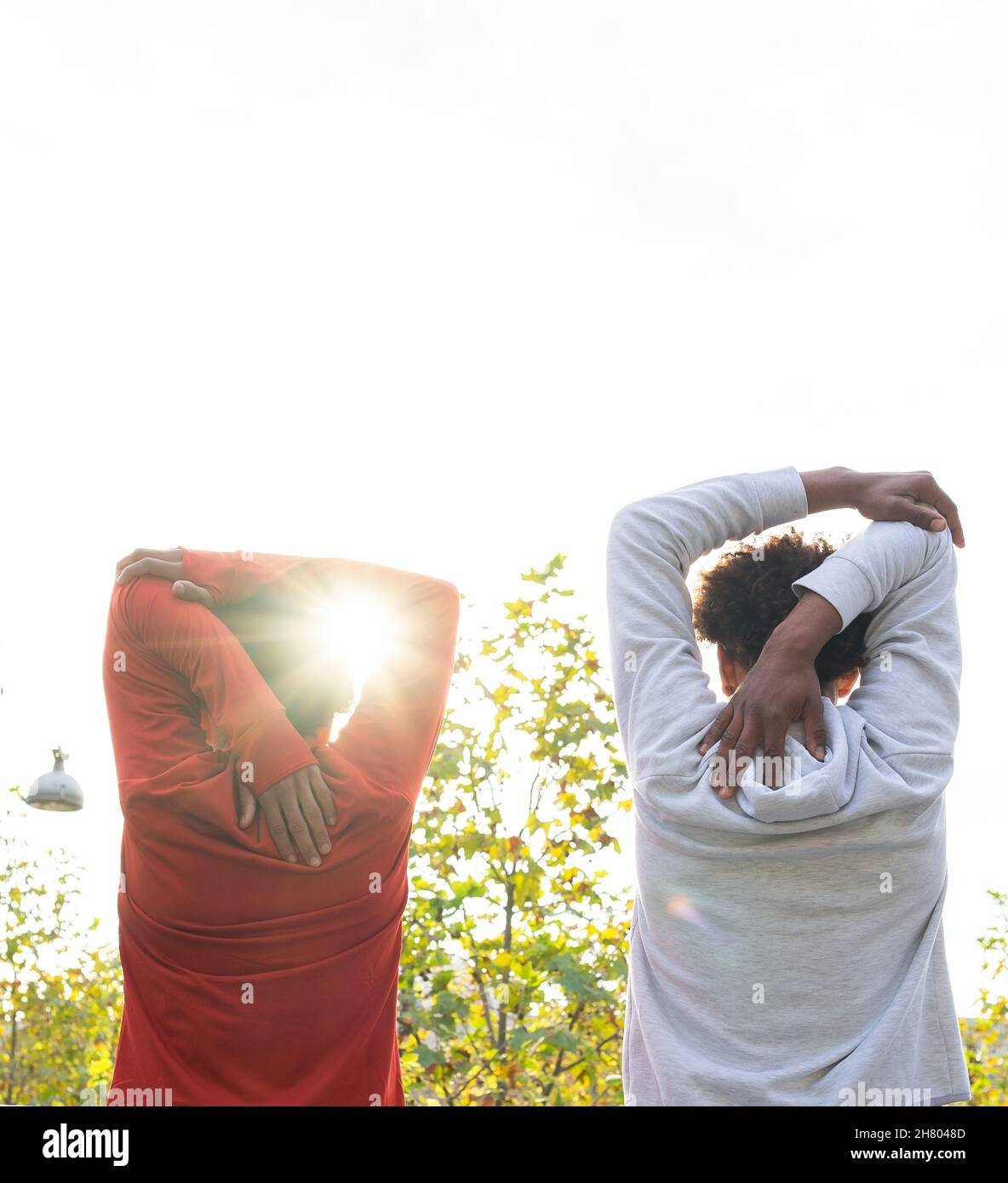 Overhead triceps hi-res stock photography and images - Alamy