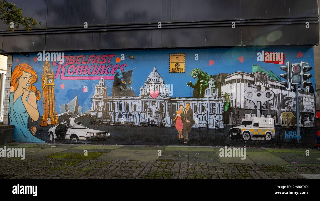 Belfast street art 2021 hi-res stock photography and images - Alamy