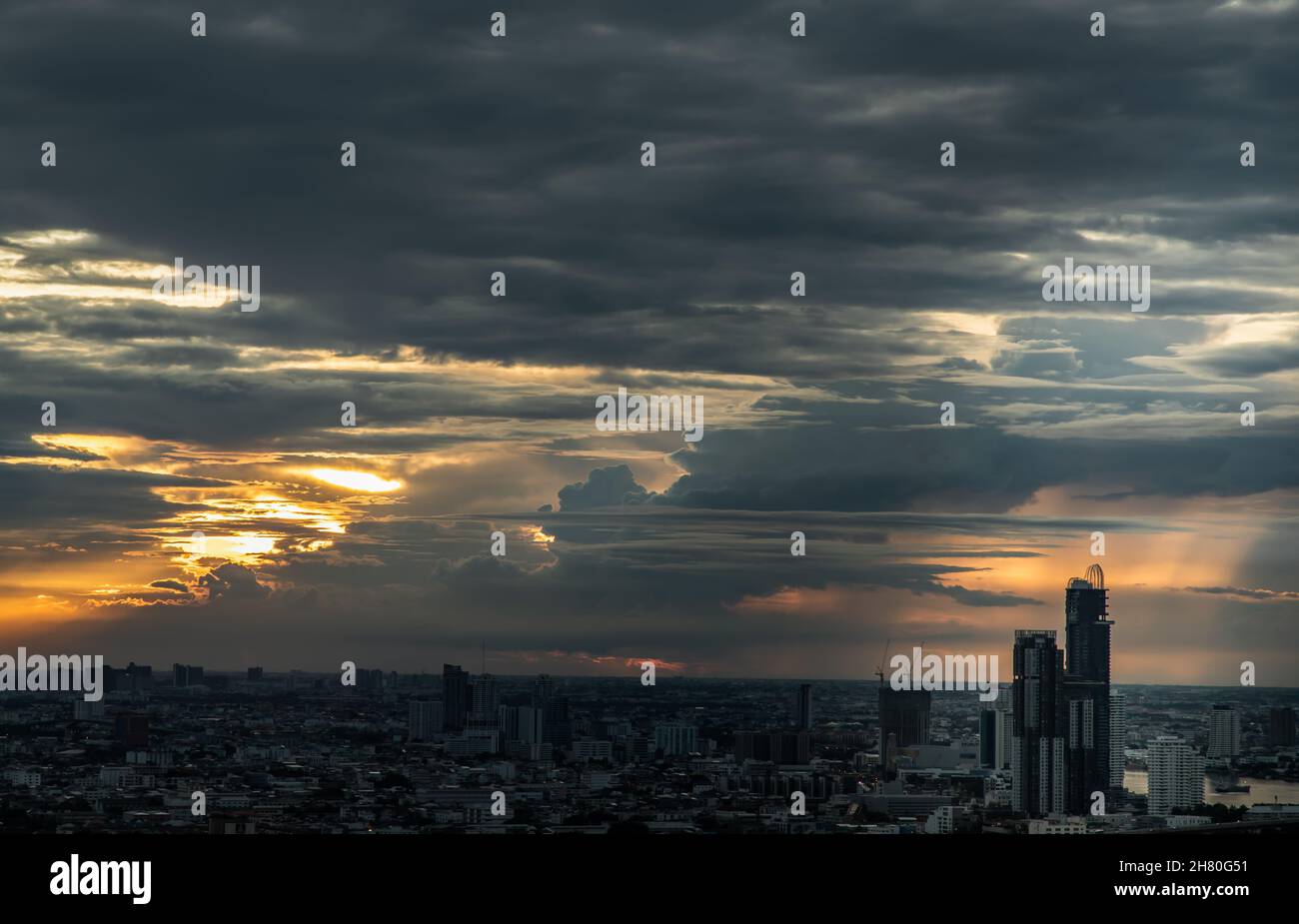 Capital metropolitan urban cit hi-res stock photography and images - Alamy