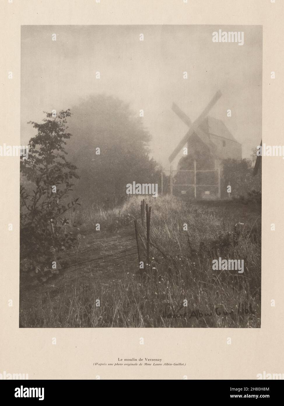 Le Moulin de Verzenay, Montagne de Reims, Champagne vineyards. Mumm ...