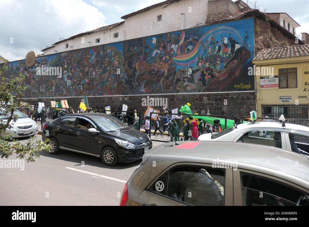 wall art artwork picture story invaders Spanish Inca people war Cuzco ...