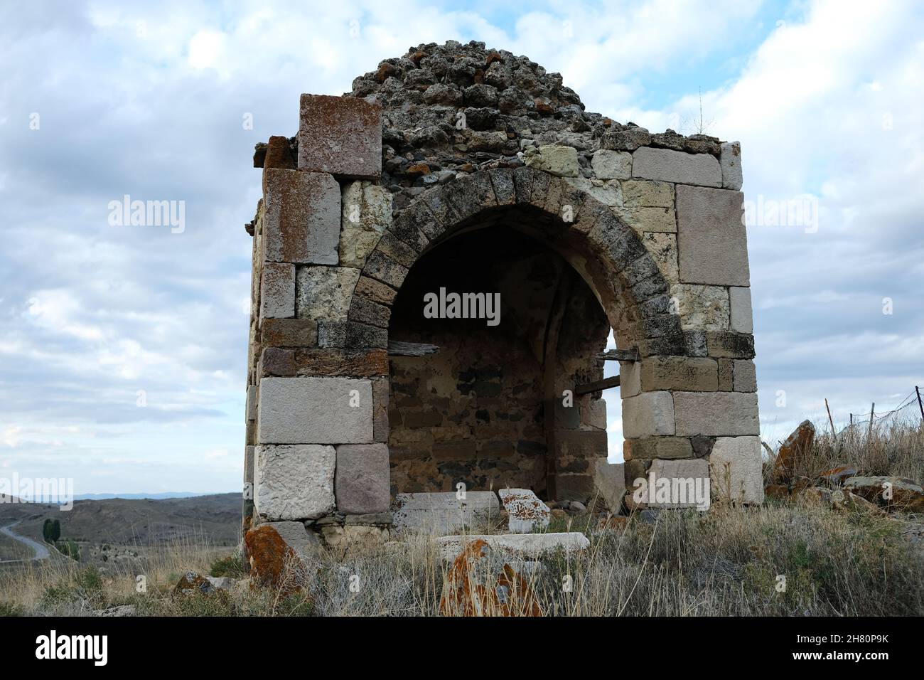 There are two tombs built on the western skirt of the Musali (Musallim ...