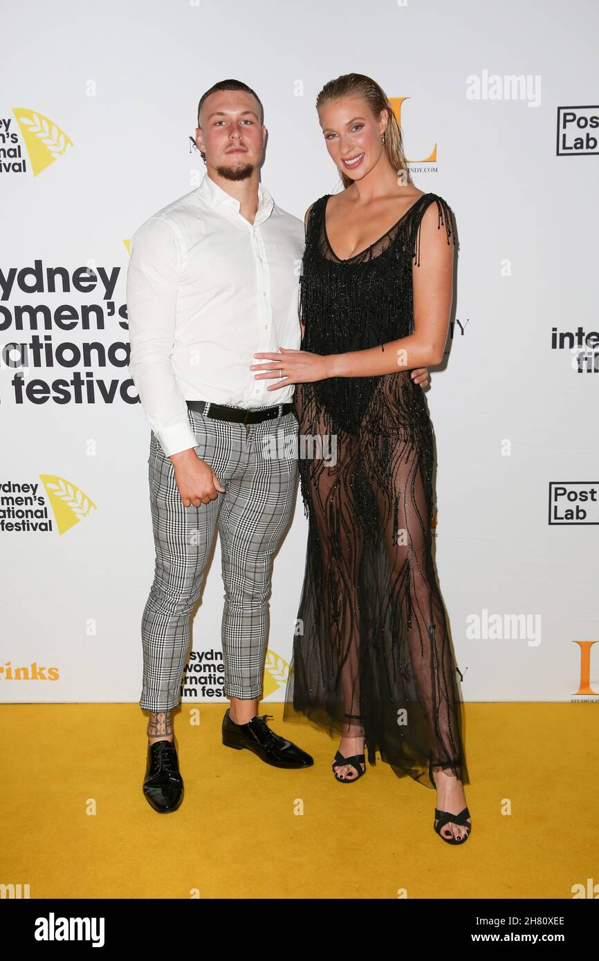 November 26, 2021: ADEN PERRY and SARAH MARSCHKE attending the Sydney ...