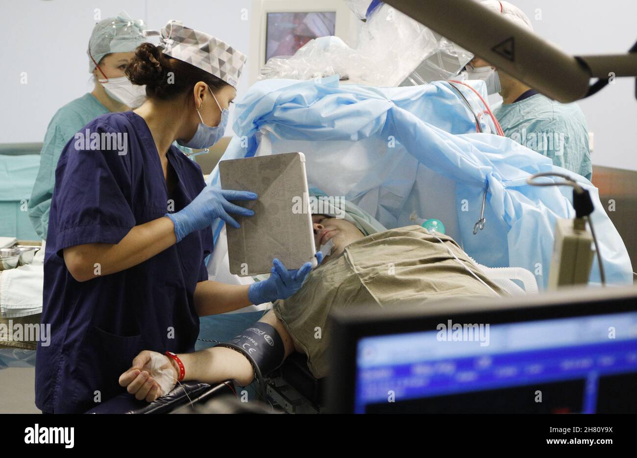 Craniotomy High Resolution Stock Photography and Images - Alamy