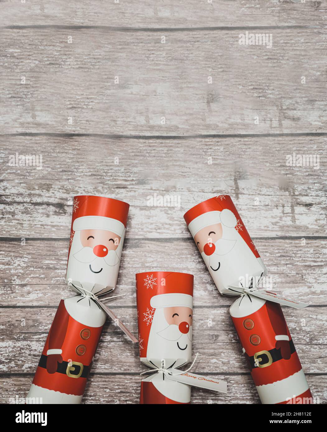 Homemade christmas crackers craft hi-res stock photography and images ...