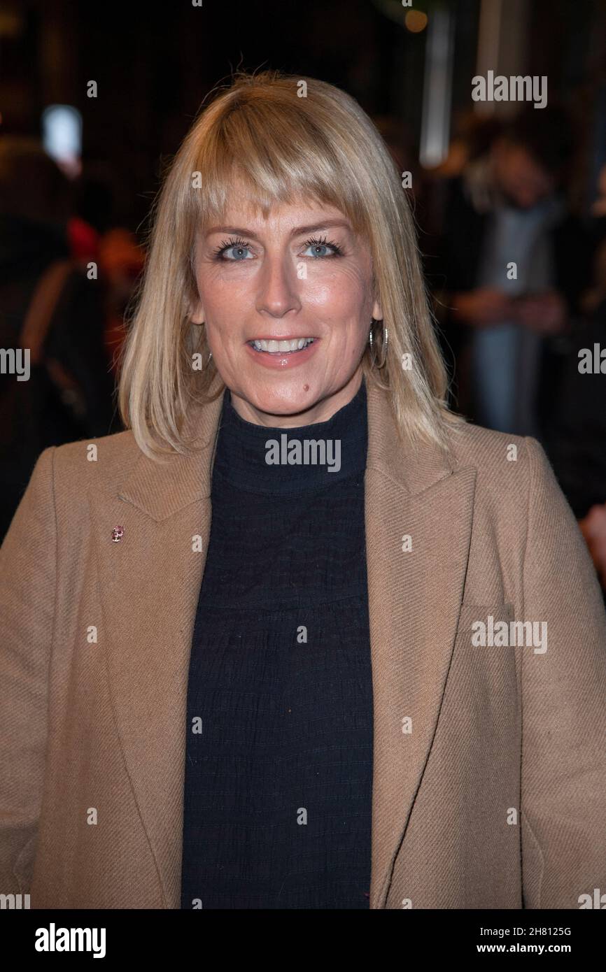London, UK. Fay Ripley at the West End premiere of National Theatre's ...