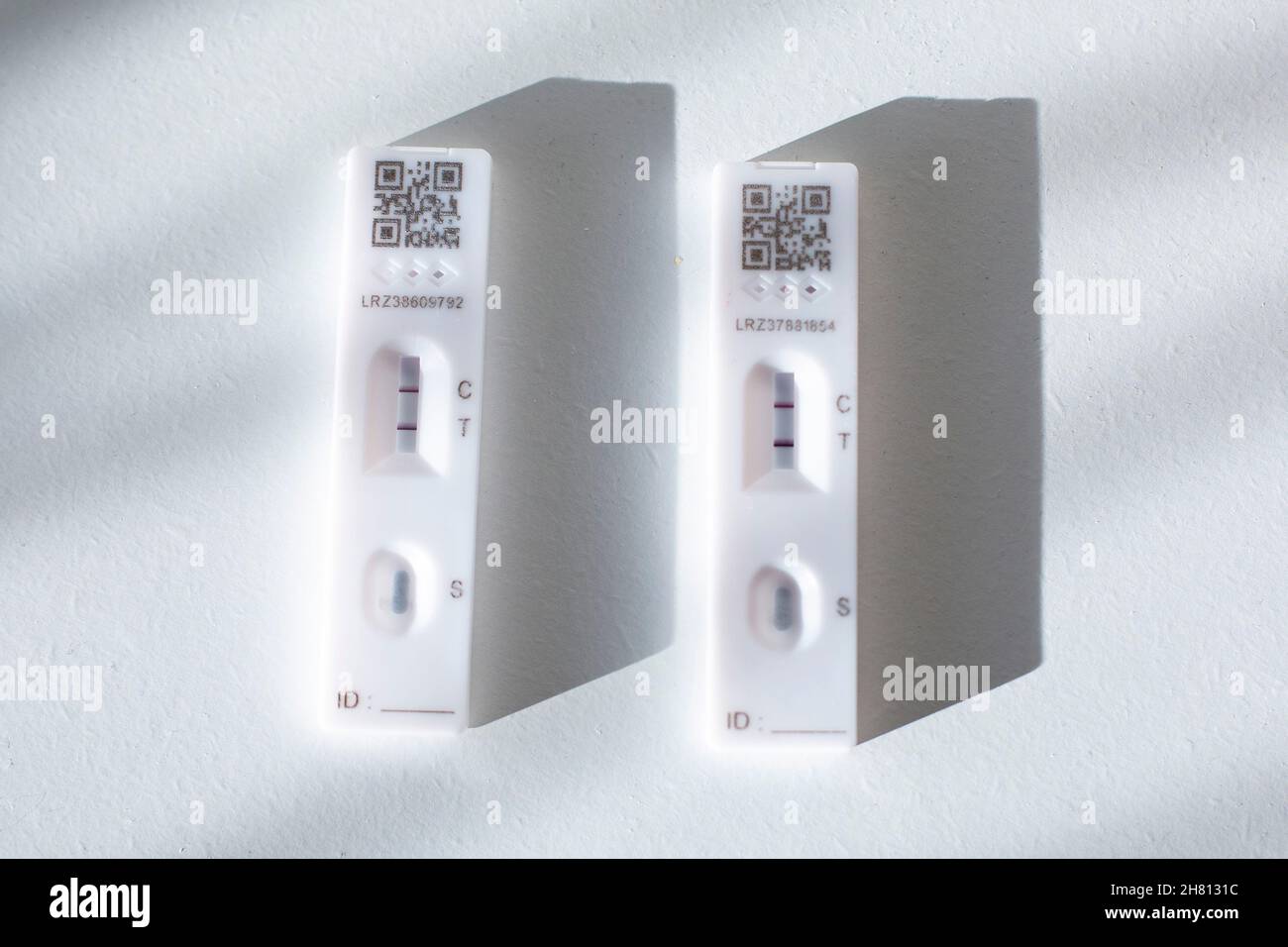 Positive lateral flow tests hi-res stock photography and images - Alamy