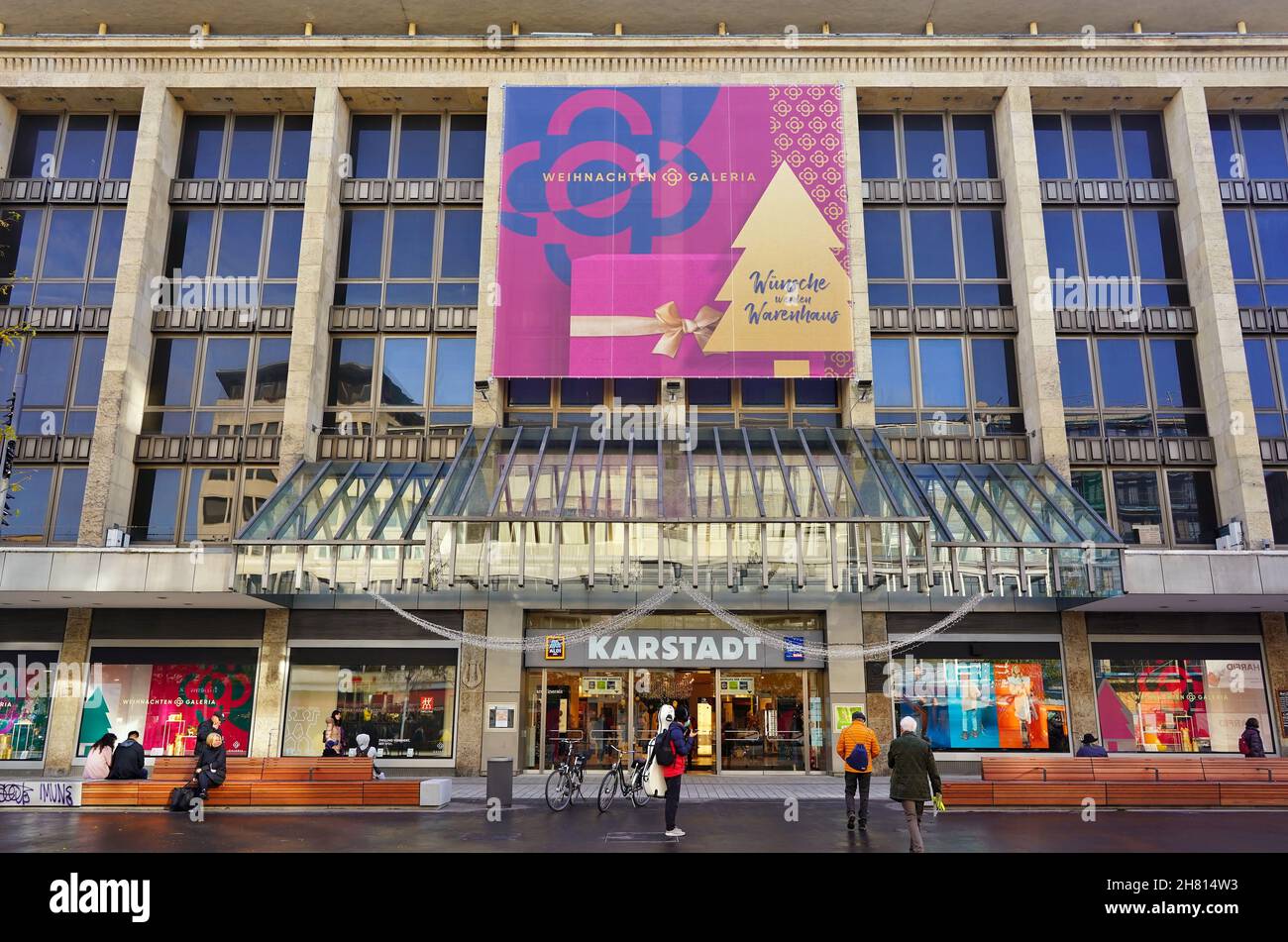 Logo german department store chain hi-res stock photography and images ...