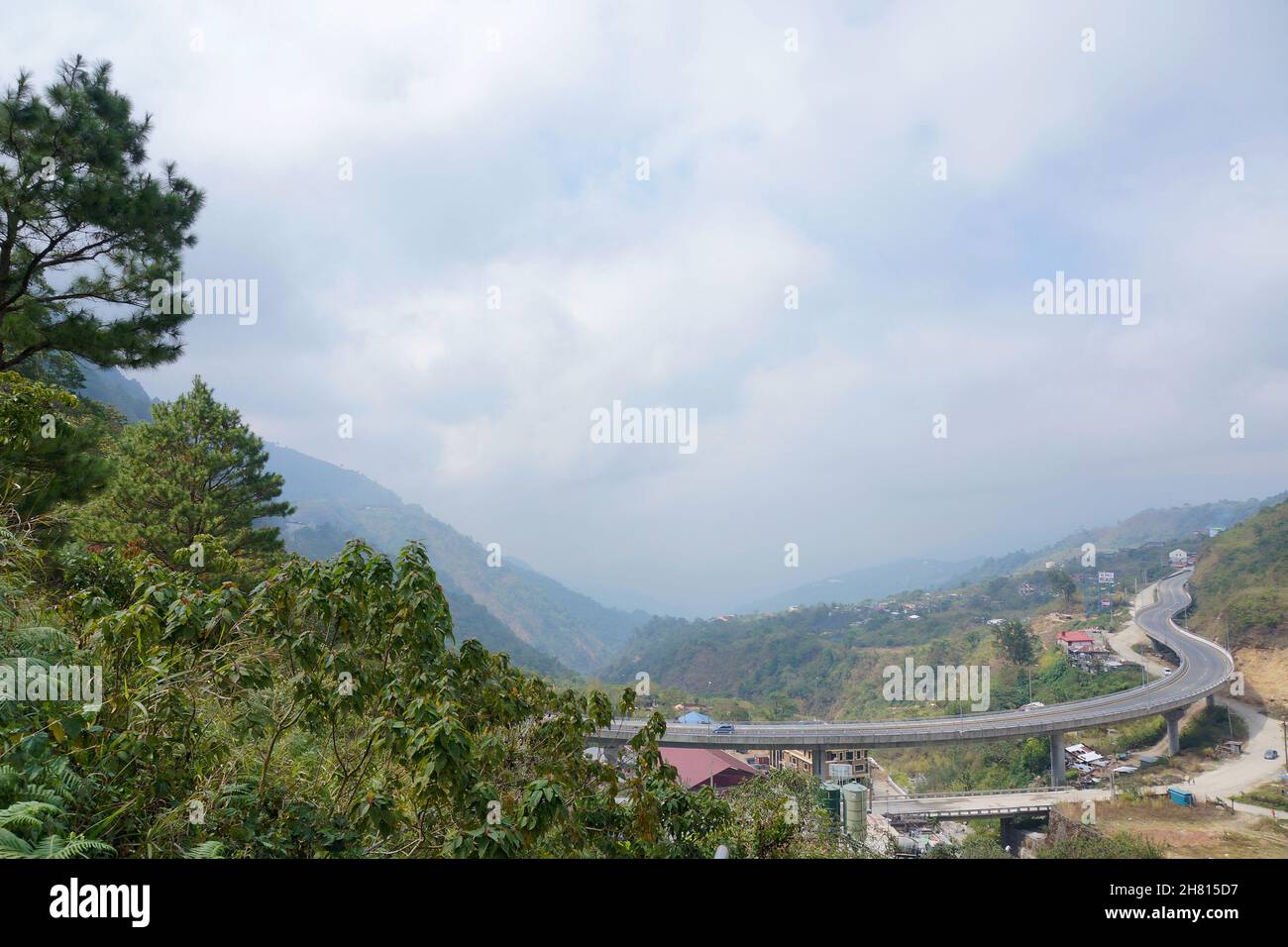 Two way road in philippines hi-res stock photography and images - Alamy