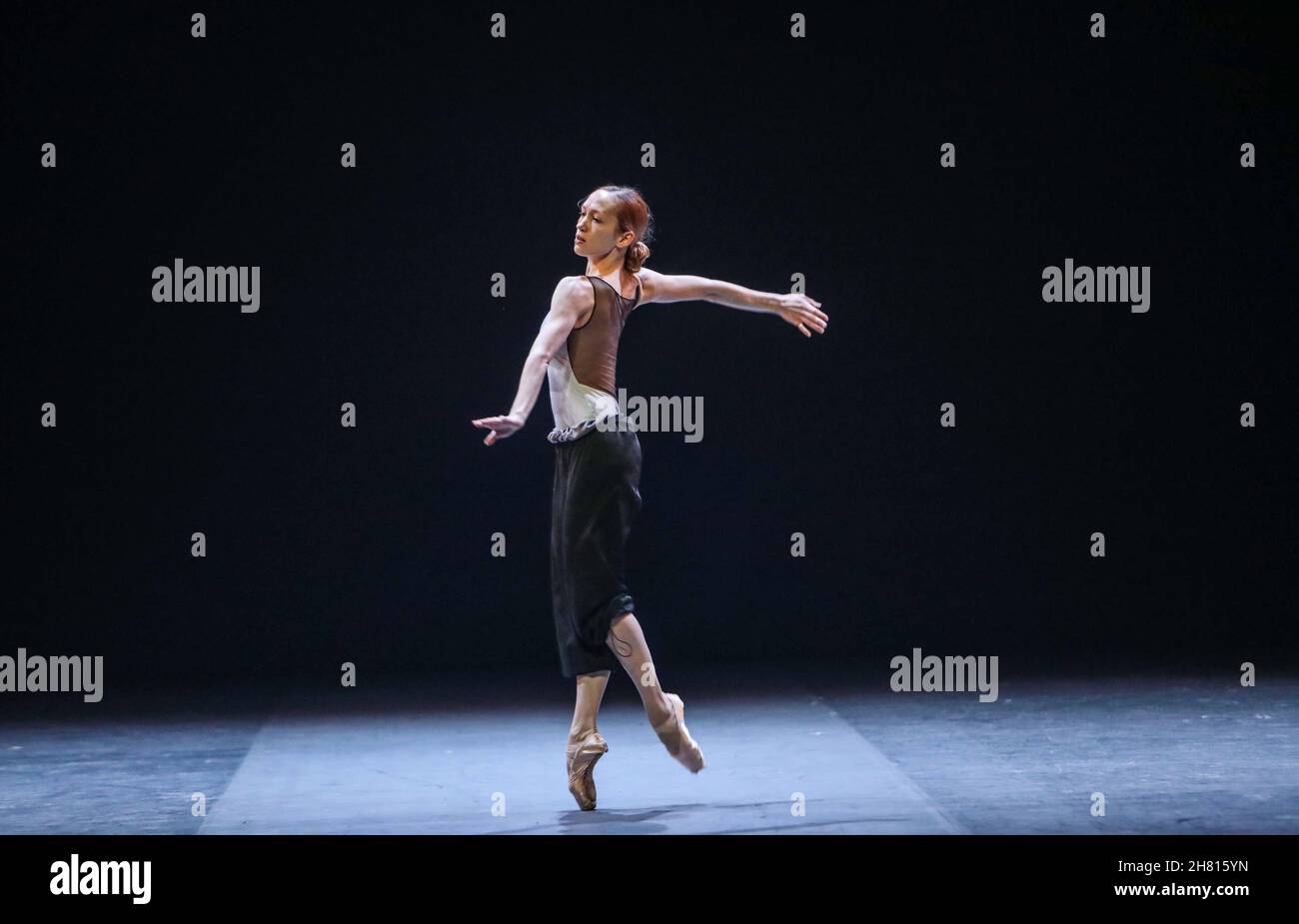 English choreographers hi-res stock photography and images - Alamy