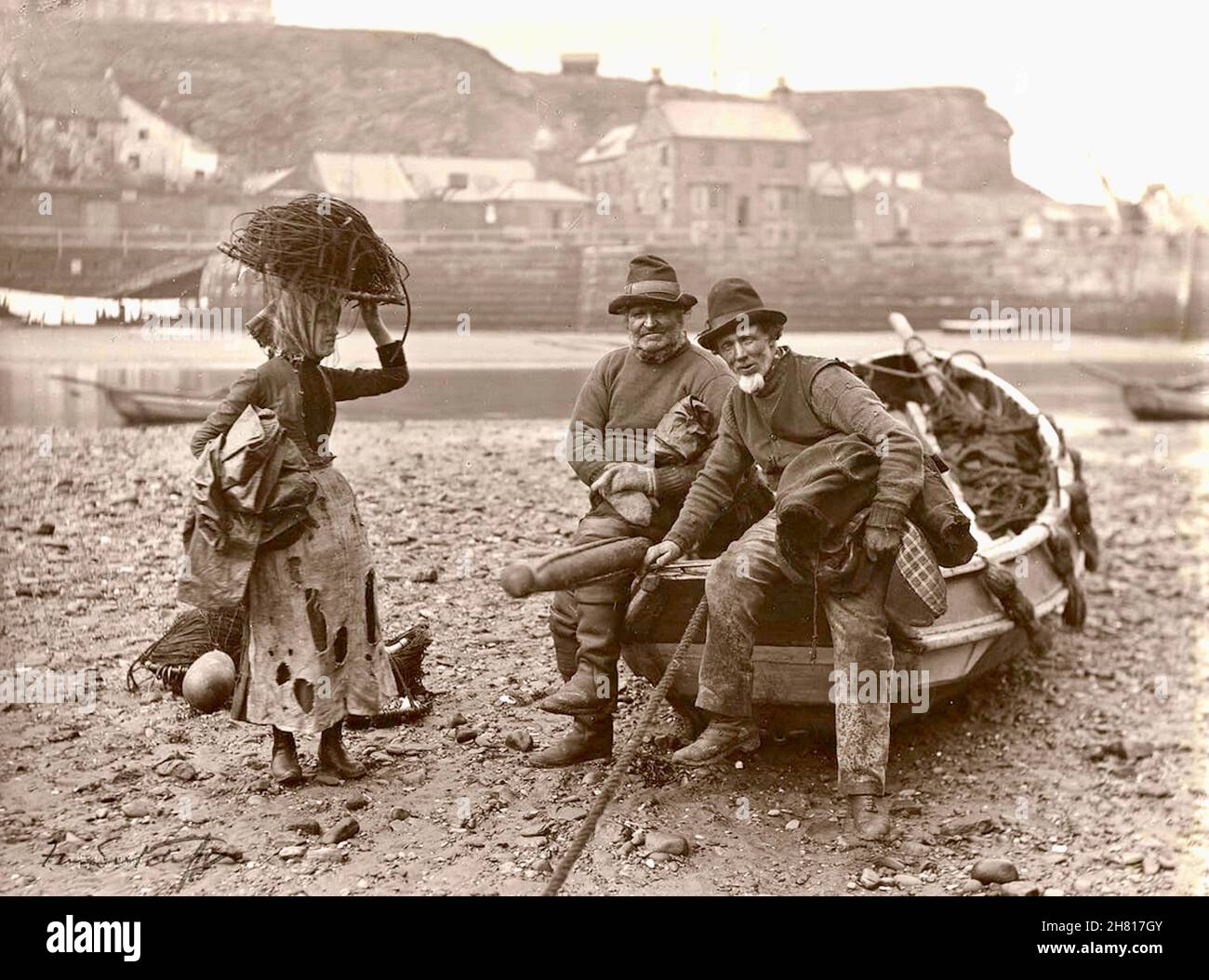 Frank Meadow Sutcliffe - Whitby Fishermen - 1889 Stock Photo - Alamy