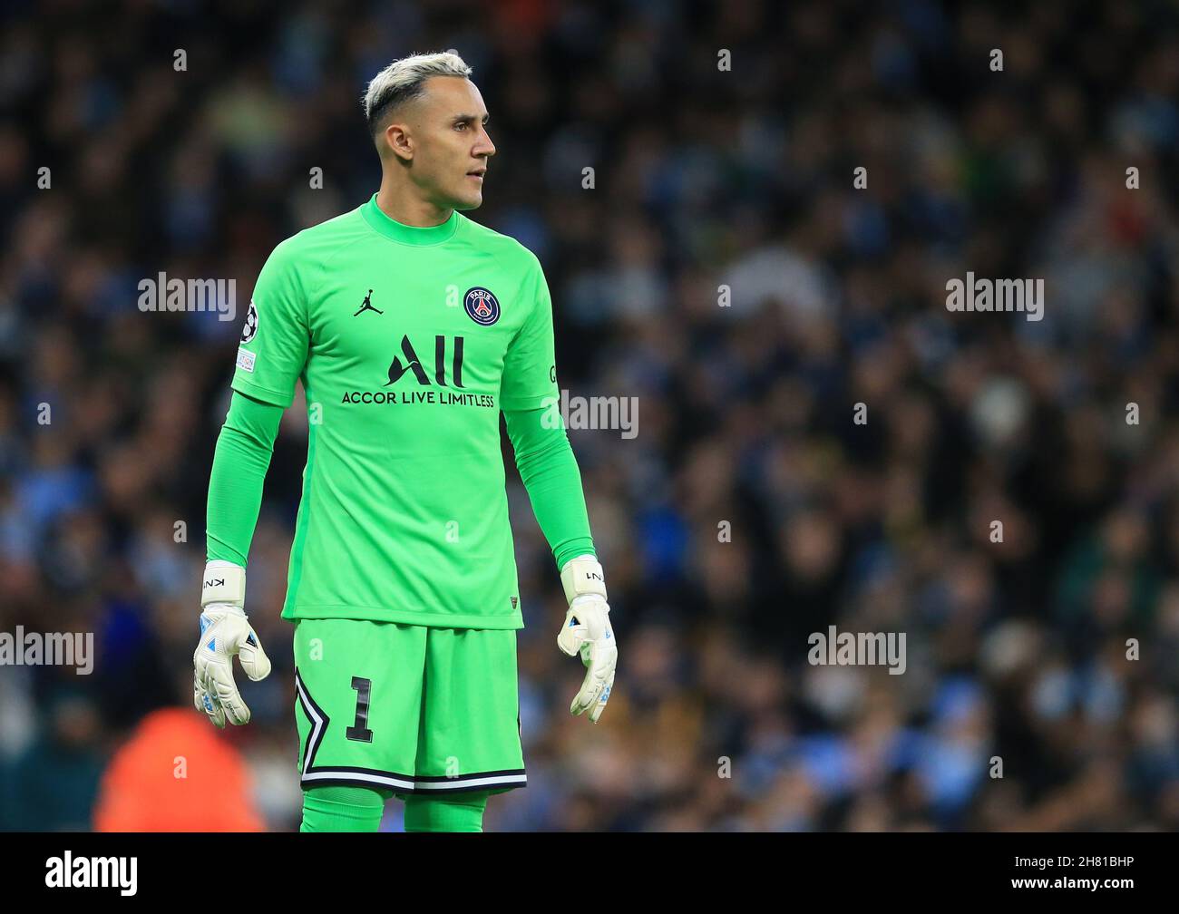 Paris saint germain goalkeeper hi-res stock photography and images - Alamy
