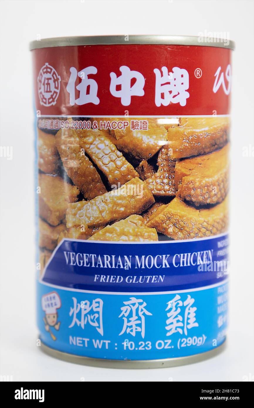 Mock chicken hi-res stock photography and images - Alamy