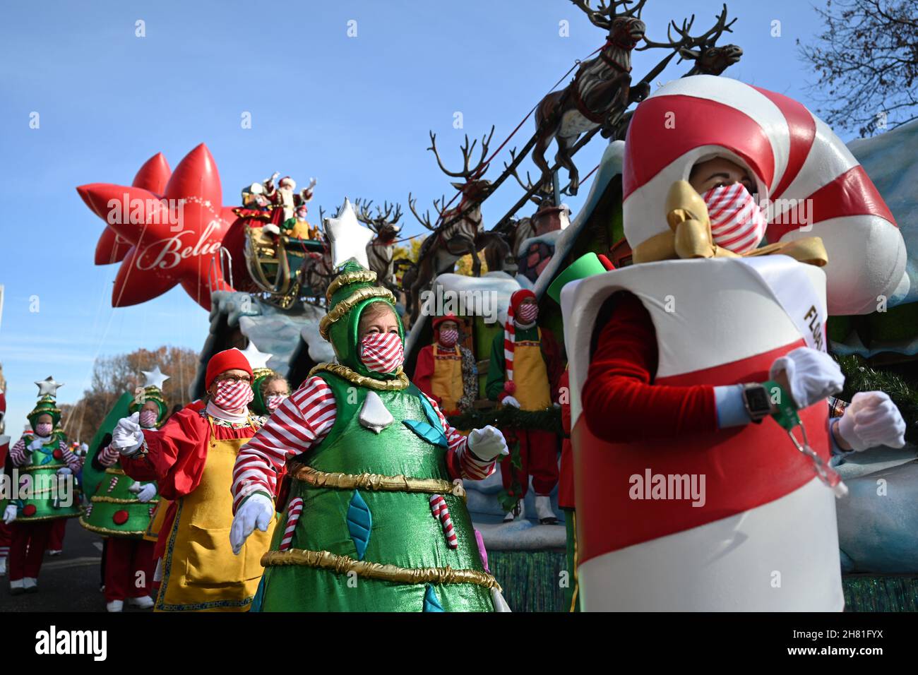 Santa Claus participates in the 95th Annual Macy's Thanksgiving Day ...