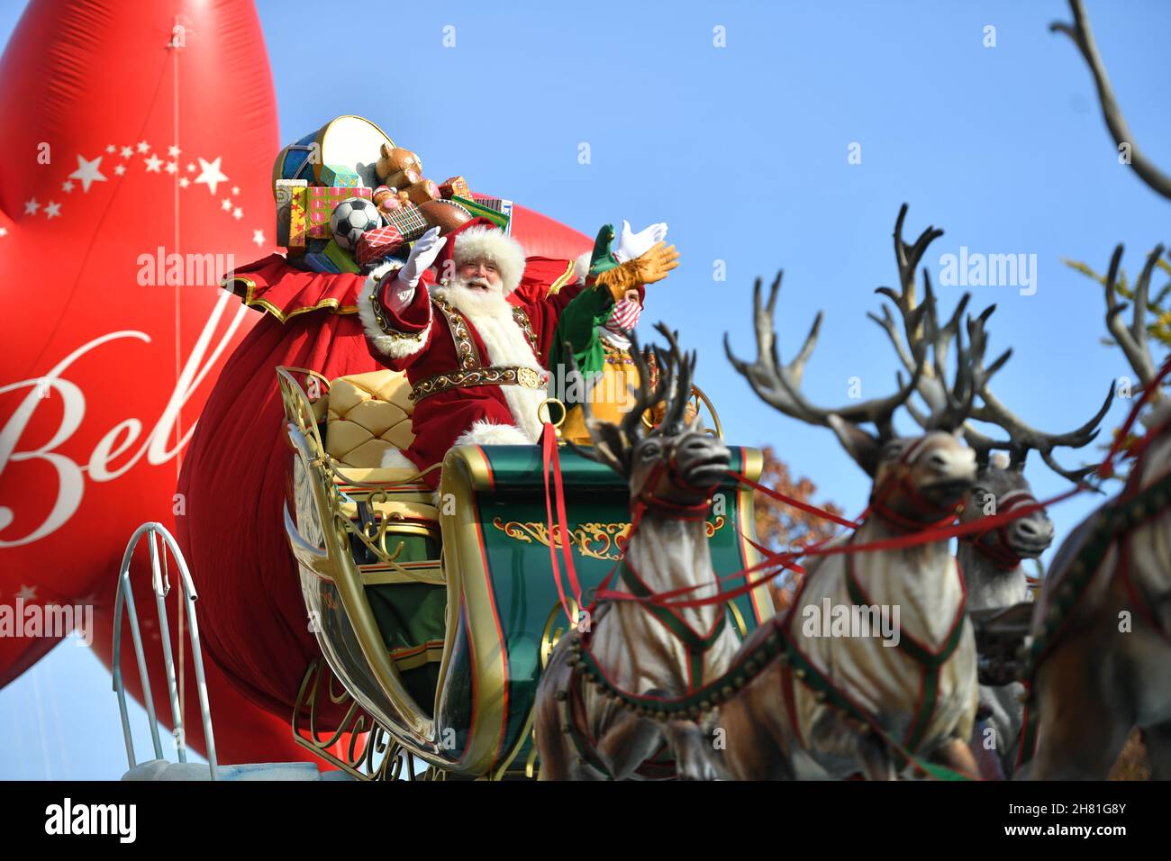Santa Claus participates in the 95th Annual Macy's Thanksgiving Day ...