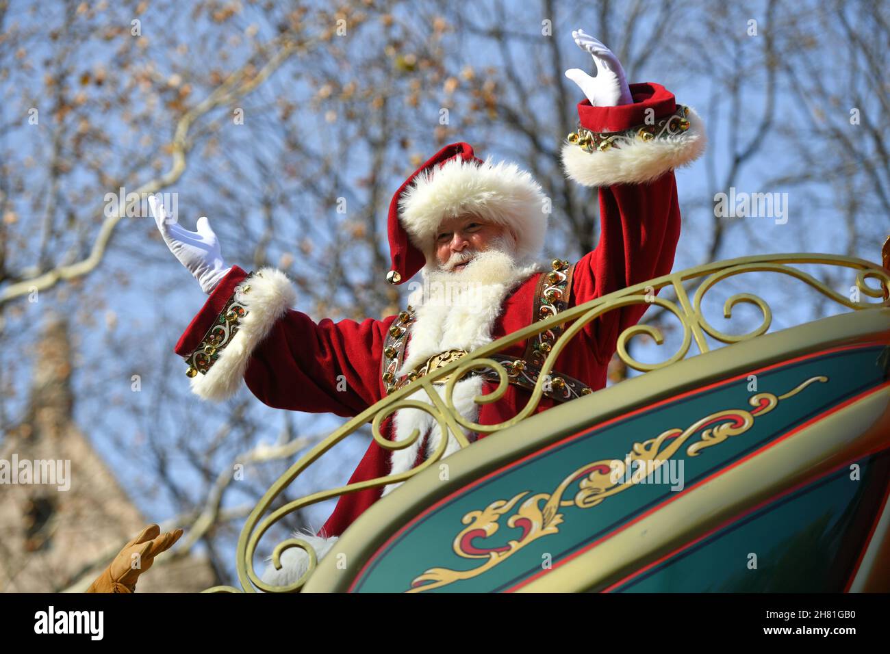 Santa Claus Participates In The 95th Annual Macys Thanksgiving Day