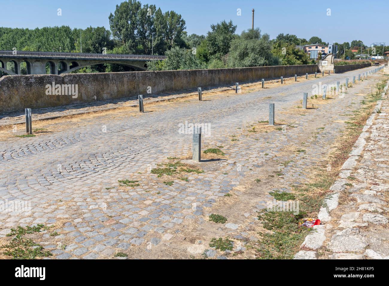 BYALA, BULGARIA - AUGUST 15, 2020: Nineteenth-century bridge over the ...