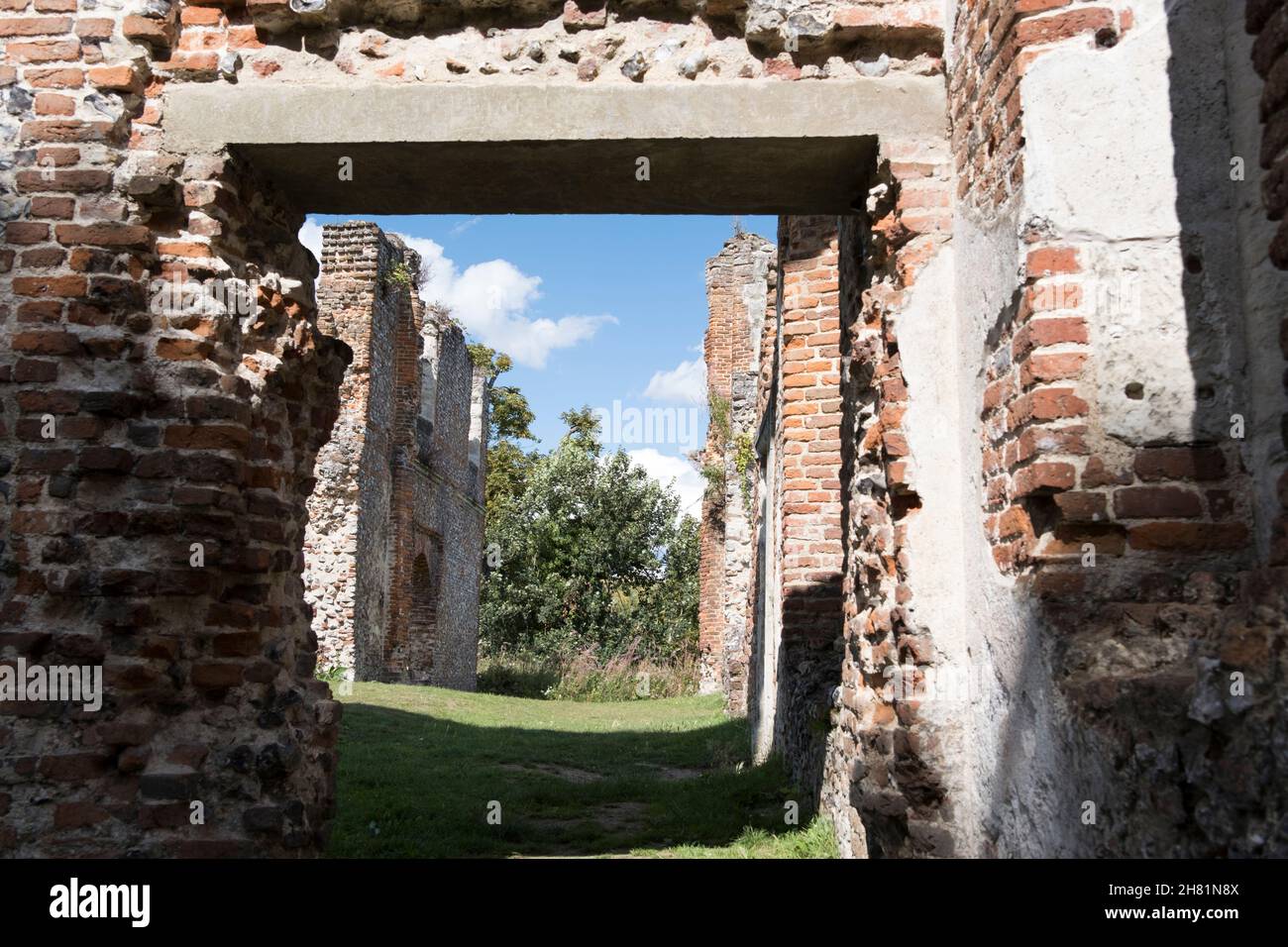 Lee House ruins, Sopwell Nunnery, St Albans Stock Photo - Alamy