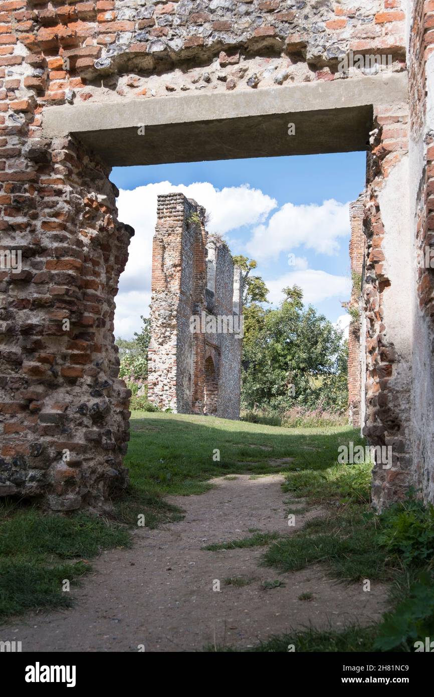 Lee House ruins, Sopwell Nunnery, St Albans Stock Photo - Alamy