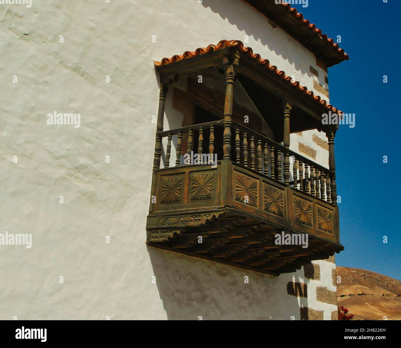 Spanish balcony hi-res stock photography and images - Alamy