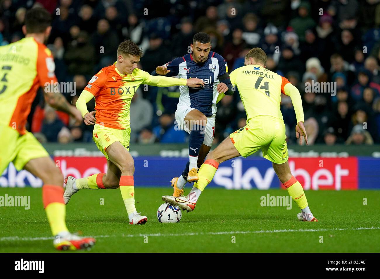 Ryan yates forest west brom hi-res stock photography and images - Alamy