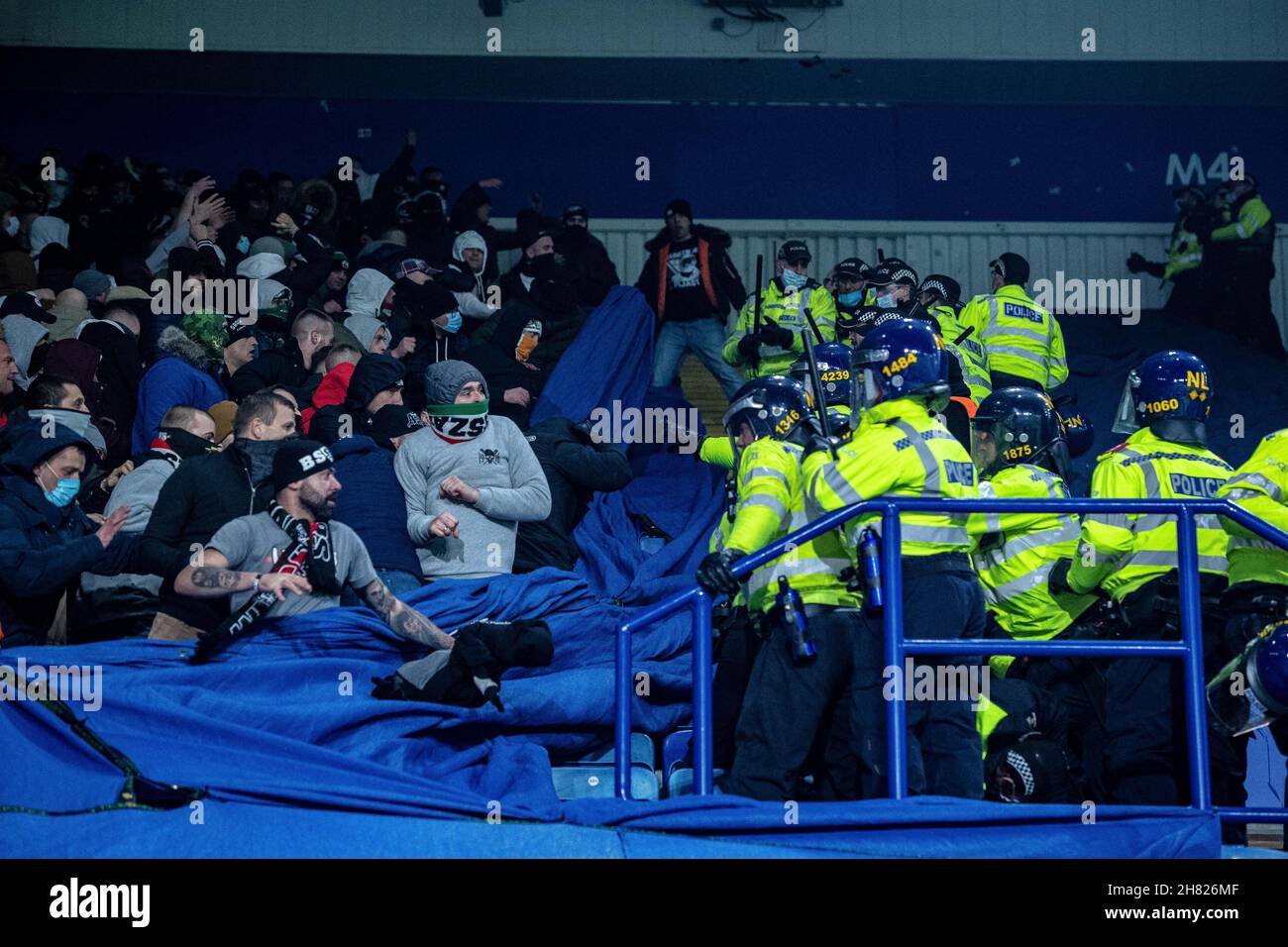 Hooligans england hi-res stock photography and images - Alamy