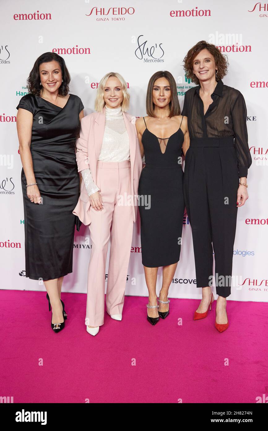 Hamburg, Germany. 26th Nov, 2021. Dorothee Bär (l-r, CSU), member of ...