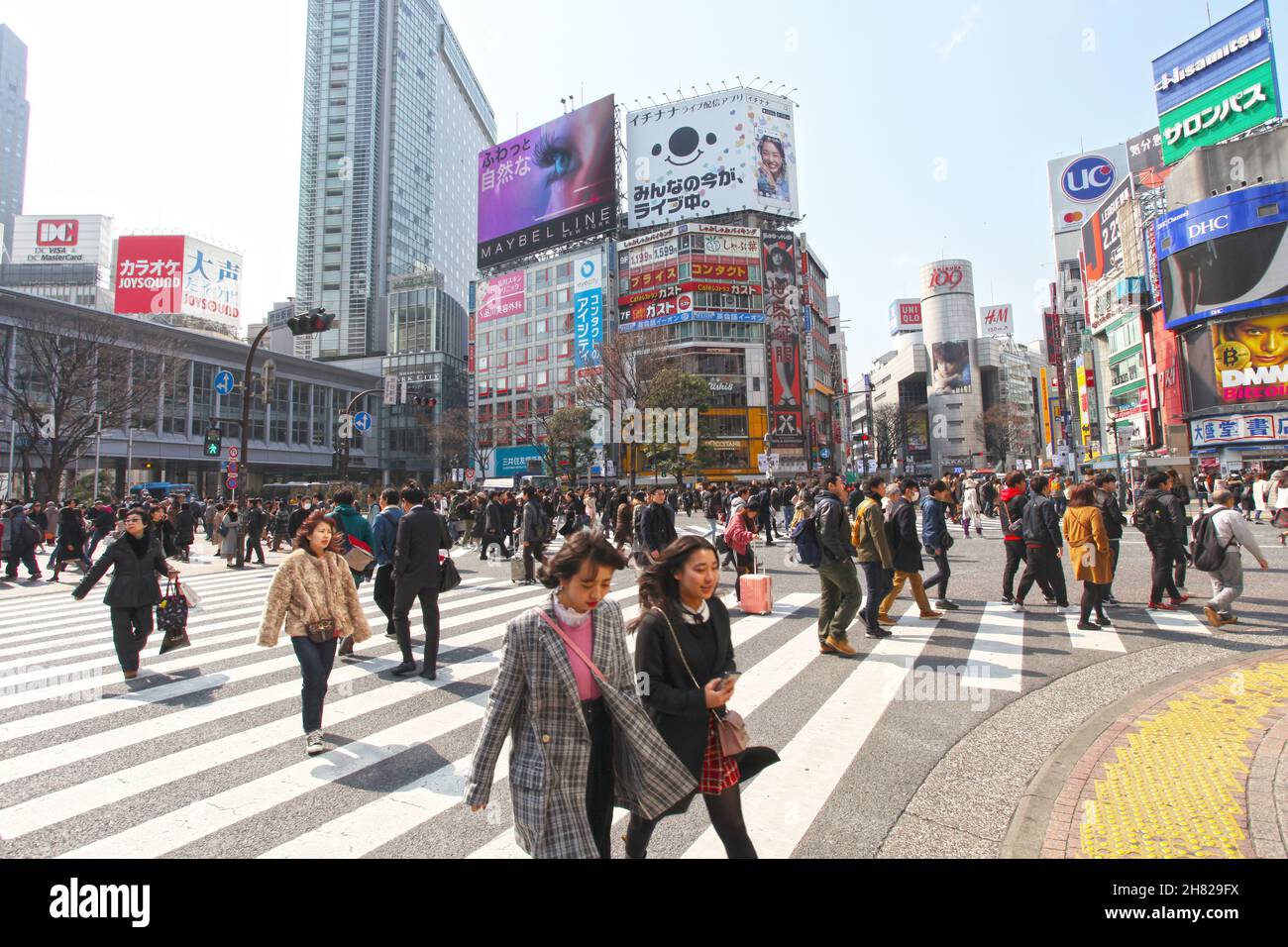 Shibuya crossing also known as Shibuya intersection and Shibuya ...
