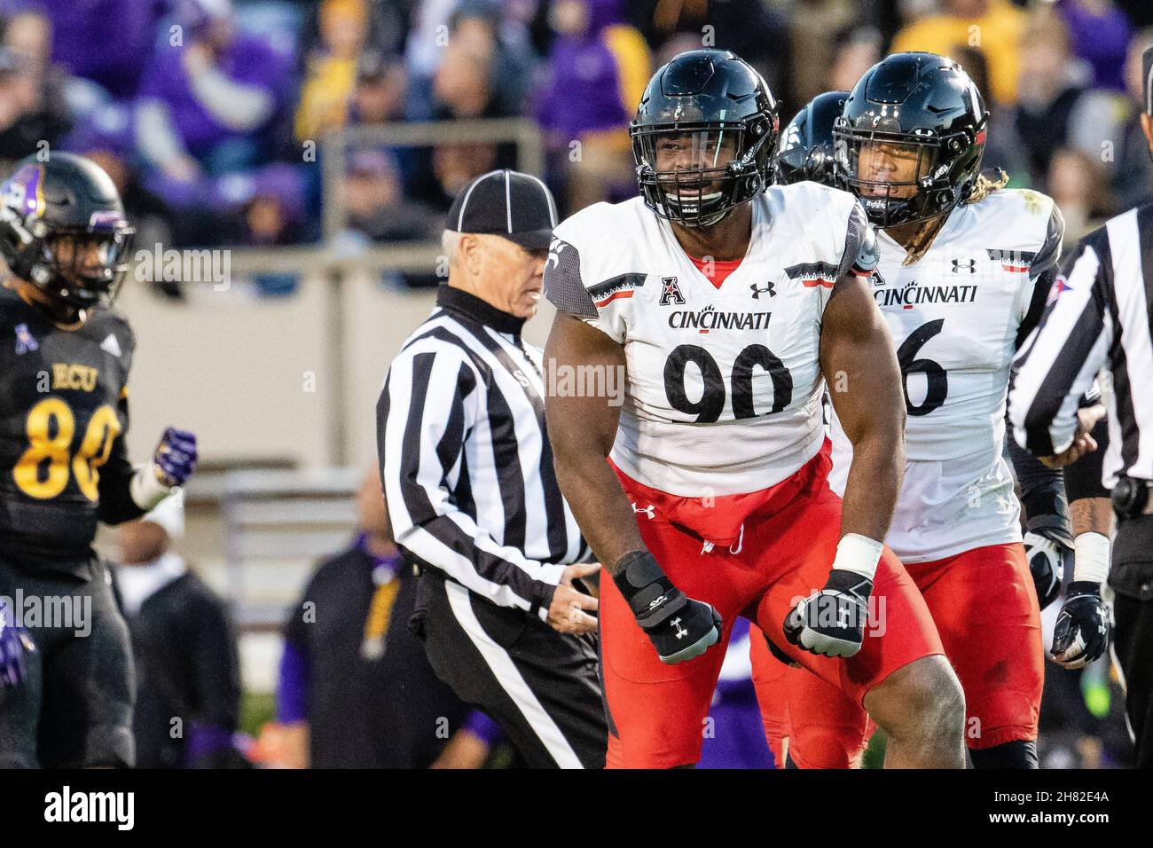 November 26, 2021: Cincinnati Bearcats defensive lineman Jabari Taylor ...