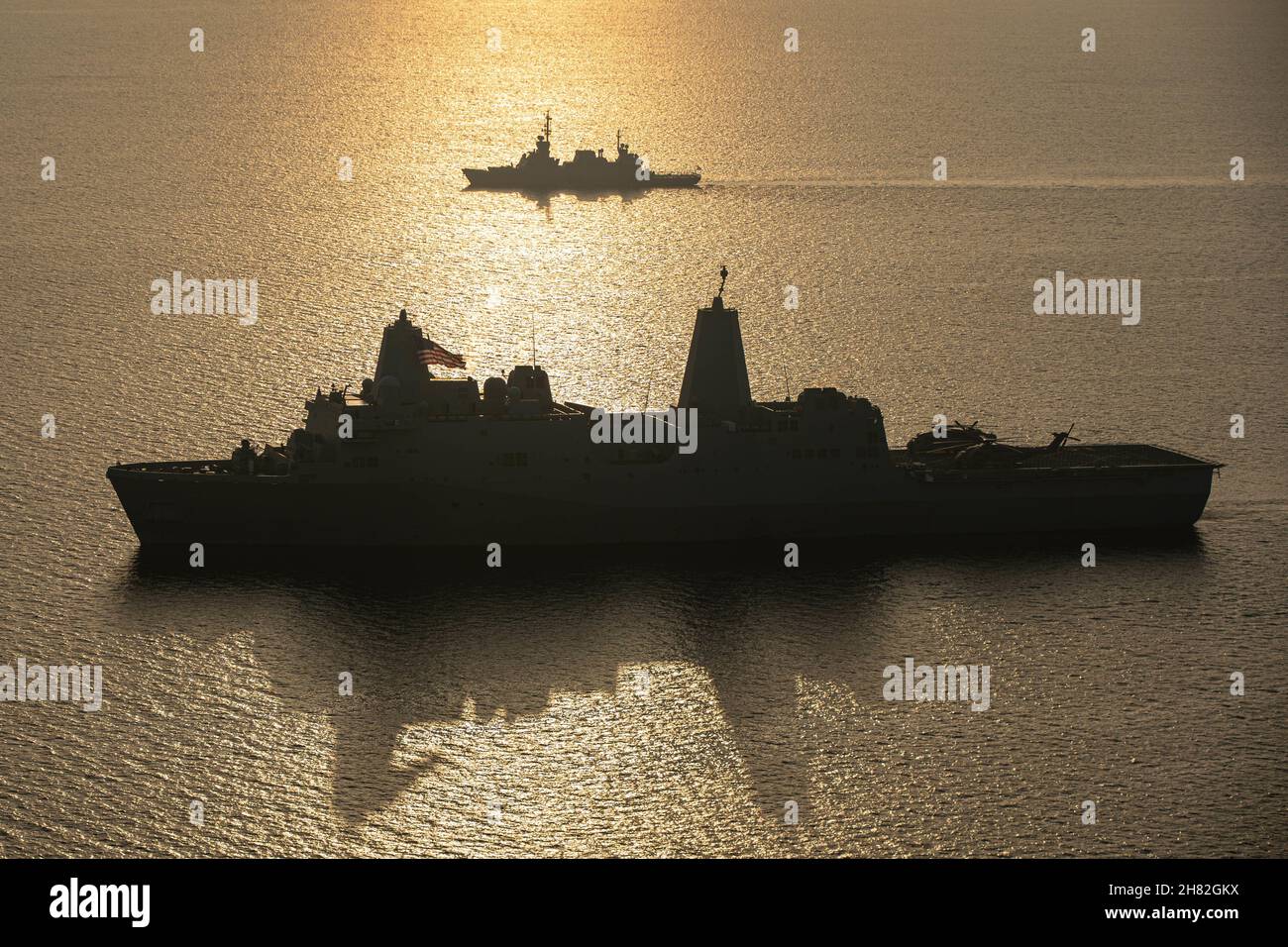Ins hanit hi-res stock photography and images - Alamy