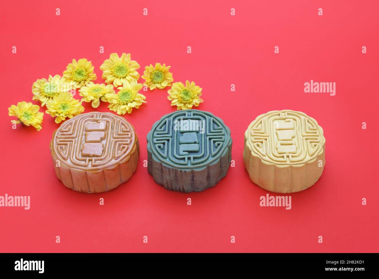 Traditional Mooncake On red background Stock Photo - Alamy