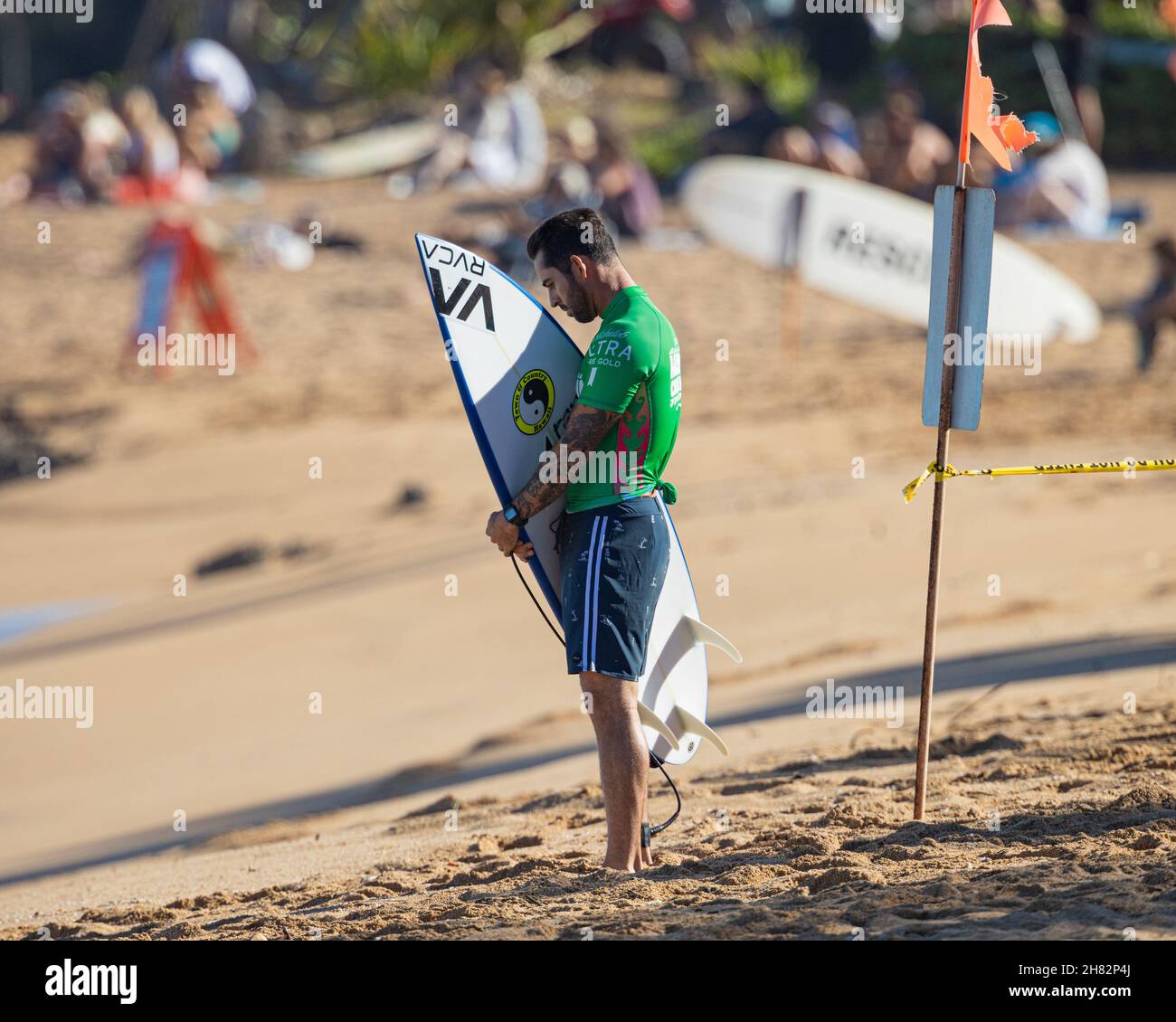 Haleiwa, Hawaii, USA. 26th Nov, 2021. - Billy Kemper of Hawaii gets ...