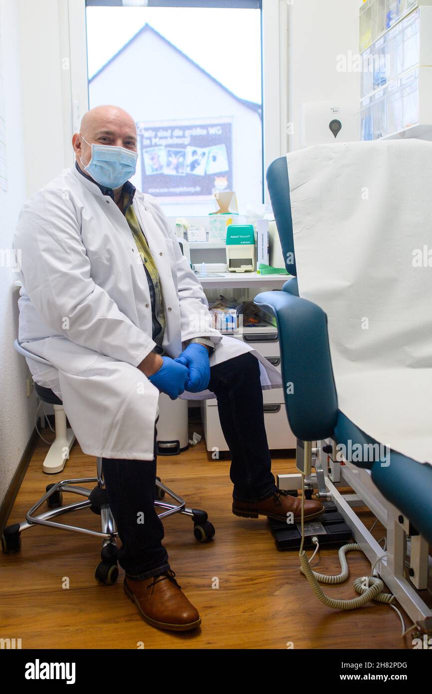 Robert koch laboratory hi-res stock photography and images - Alamy