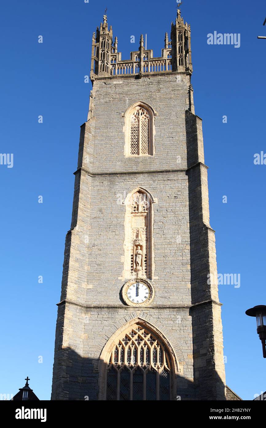 Cardiff st john church cardiff hi-res stock photography and images - Alamy