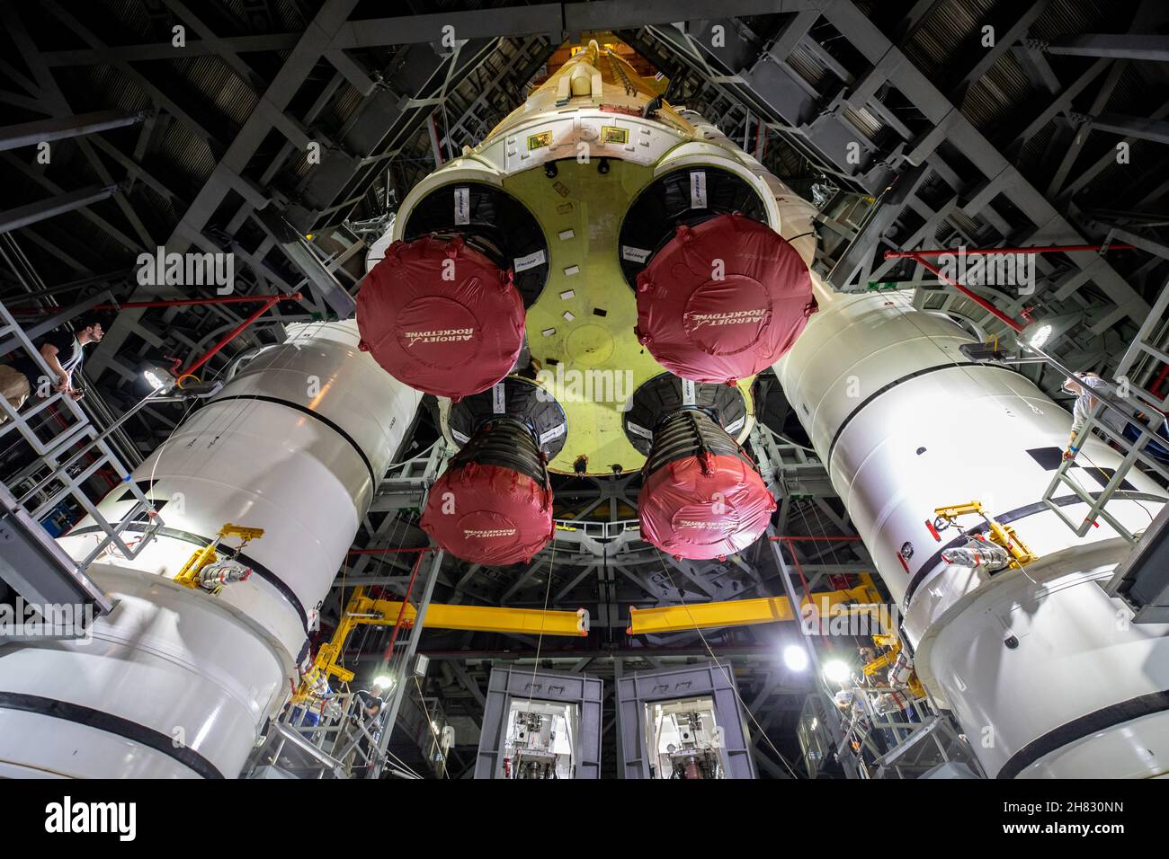 Space launch system hi-res stock photography and images - Alamy