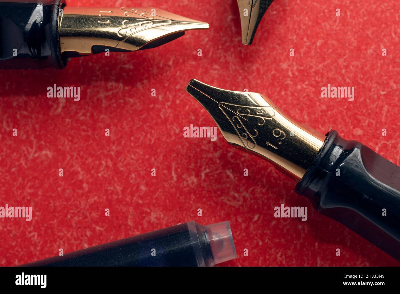 Calligraphy pen hi-res stock photography and images - Alamy