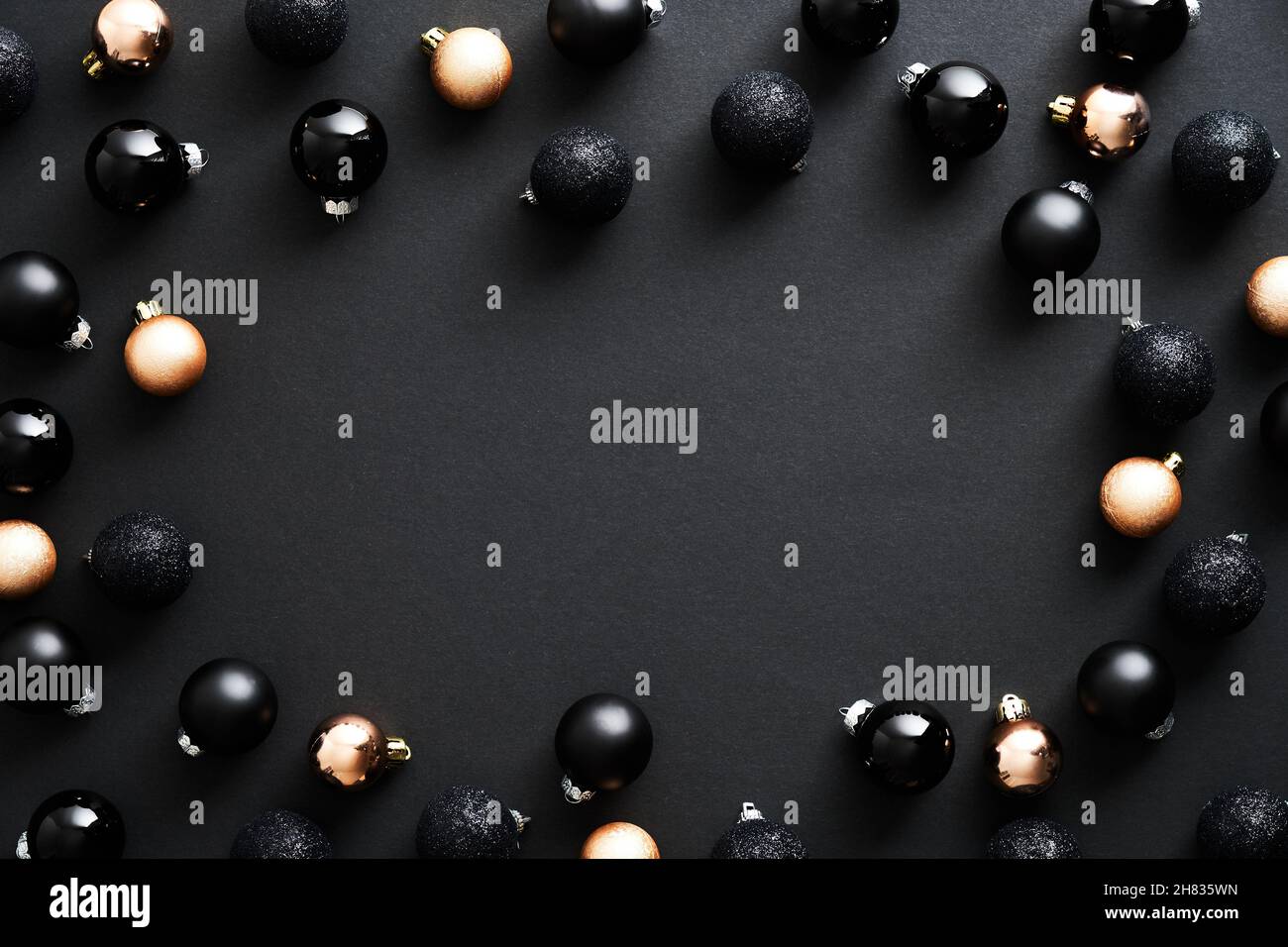 Black baubles hi-res stock photography and images - Alamy